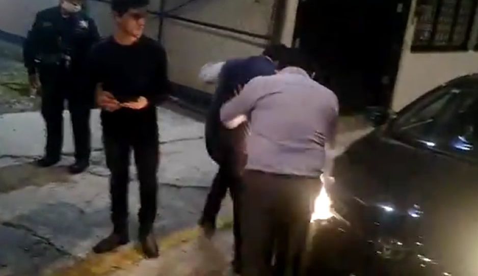 Se arma la rebambaramba afuera del PAN ante intentona de impugnar proceso de candidaturas (VIDEO)