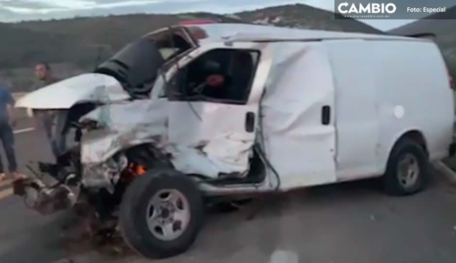 Aparatoso choque deja un muerto y cinco heridos en la autopista Cuacnopalan Oaxaca