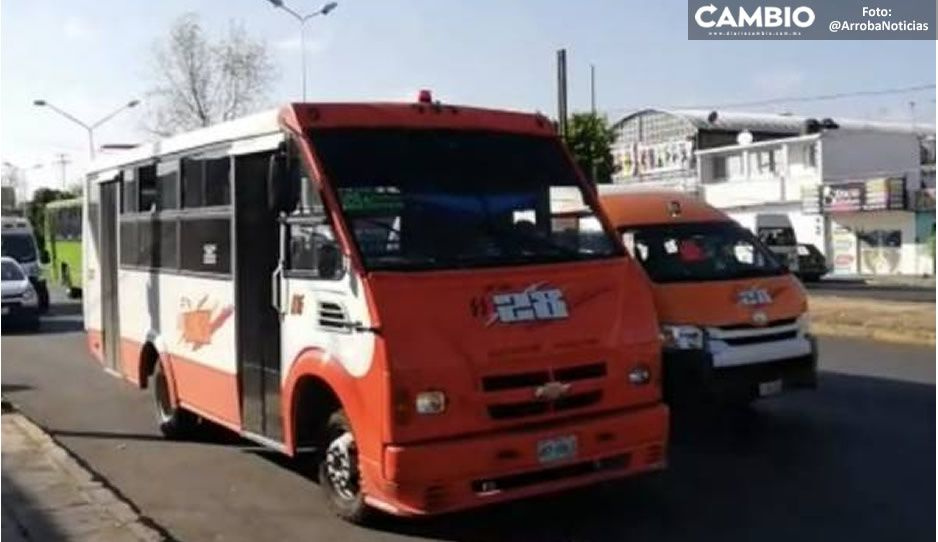 Cafre de ruta 28 tira a joven en Avenida Reforma