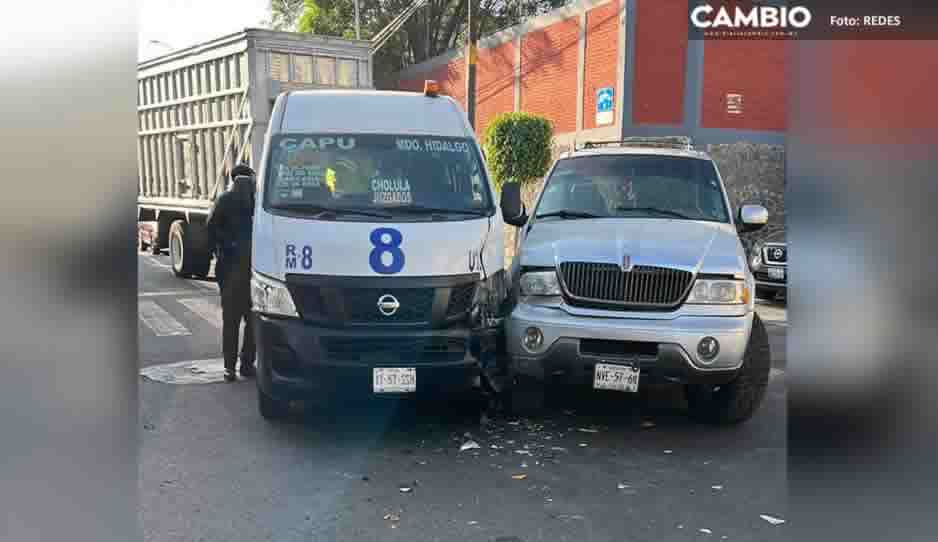 Otra del transporte público: Ruta 8 choca vs camioneta en la 6 Poniente
