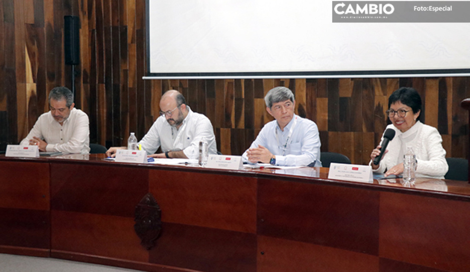 Participa Lilia Cedillo en el Encuentro Nacional de Rectores Universia 2023